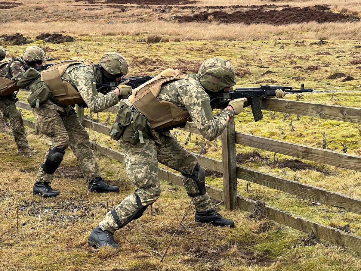 Ukrainari gerran laguntzeko entrenamendu-zentro bat sortuko du NATOk ...